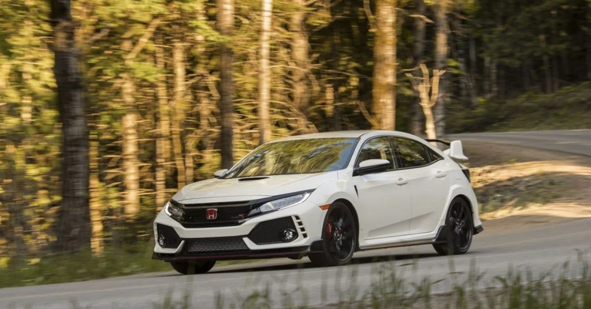 FWD là gì? Những điều quan bạn cần biết về FWD